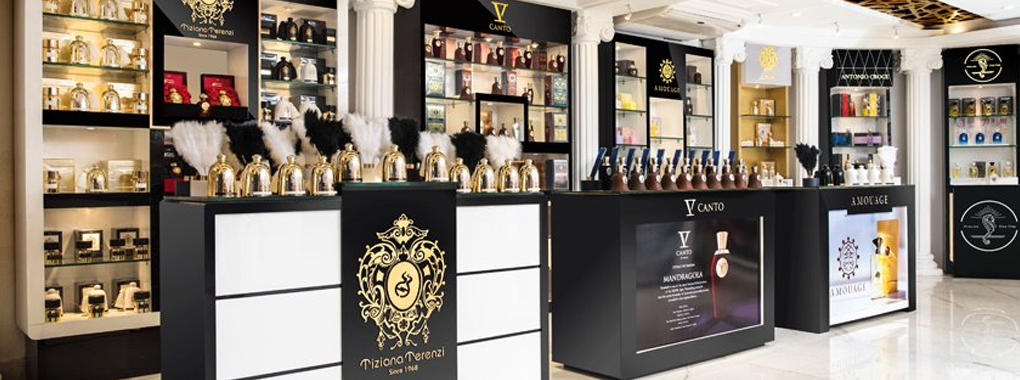 Best Boutique De Royal Deals & Discounts (Aug, 2025)